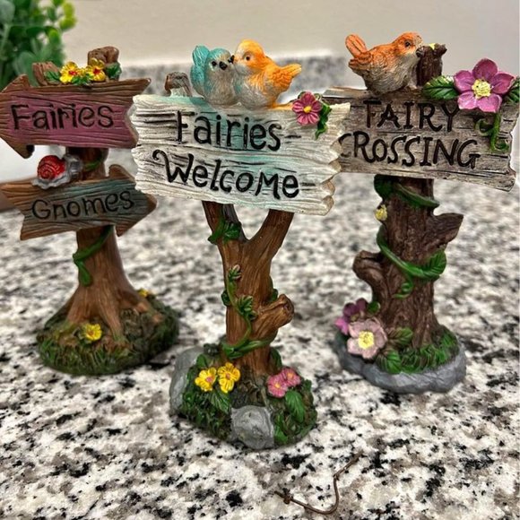 Accents | Brand New Mini Garden Fairy Signs Set | Poshmark
